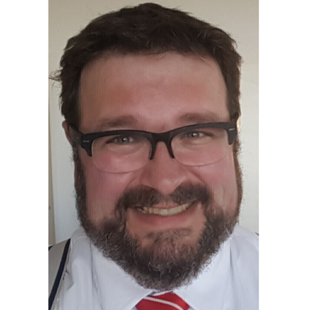 Dr. René Holm - Geschäftsführer und Unternehmensberater - elbamed GmbH ...