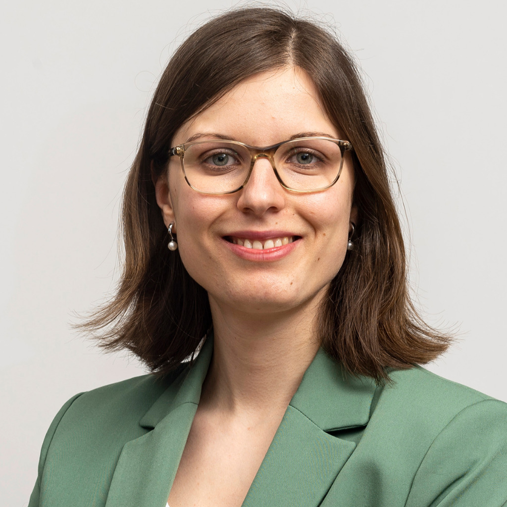 Lisa Straub - Projektleiterin Unternehmensservice und ...