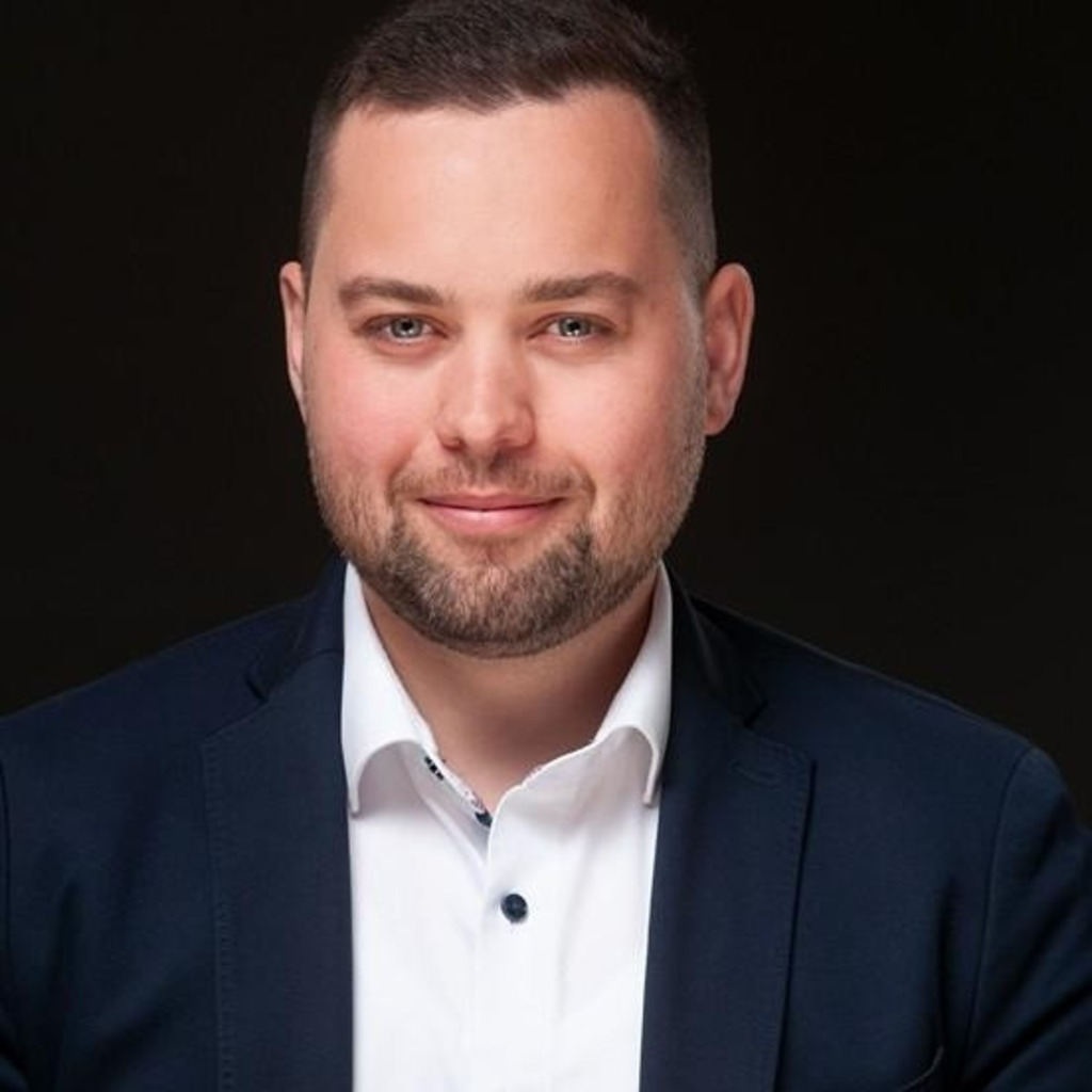 Daniel Hecht - Regionaldirektor - WIRFINANZ | XING