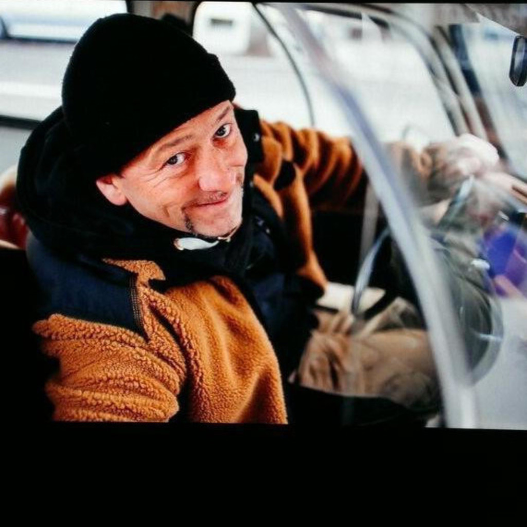 Kenneth John Simmons - Schauspieler-Protagonist-Moderator - TV | XING