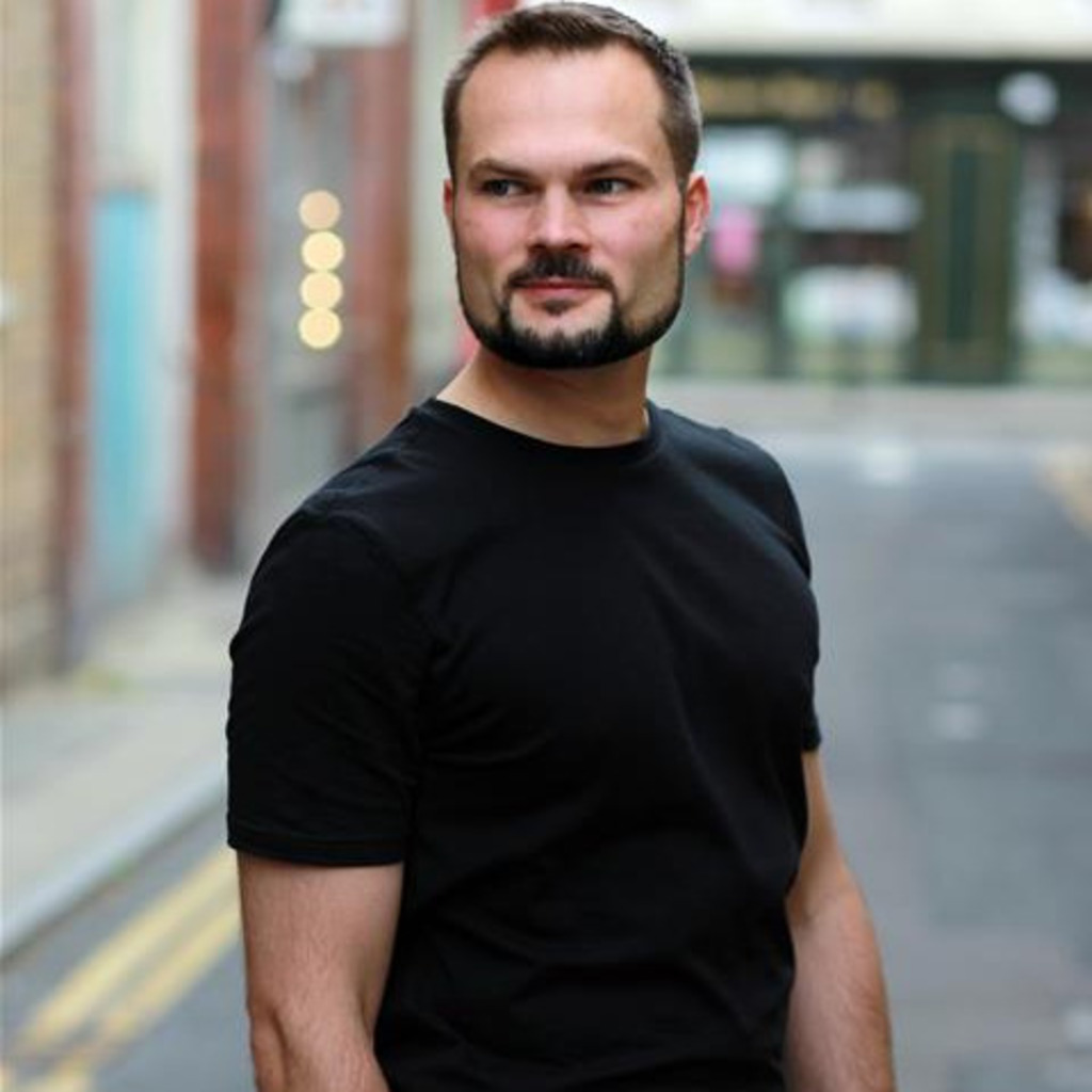 Jeremiah Krage - artist, designer, performer - Krage Media | XING