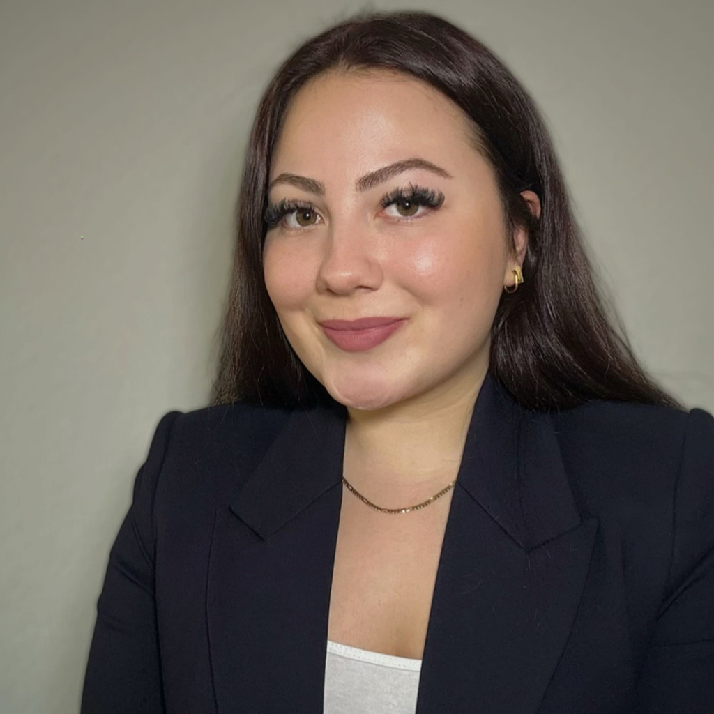 Senem Beyaz - Werkstudentin - Project GmbH Esslingen | XING