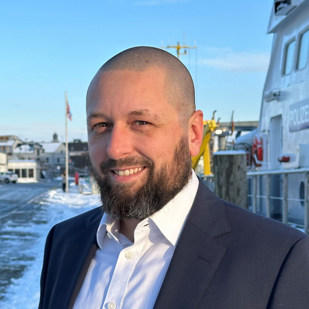 Nicolay Wüst - Geschäftsführer - Wilhelm E. F. Schmid GmbH ( Karl Meyer Gruppe) | XING