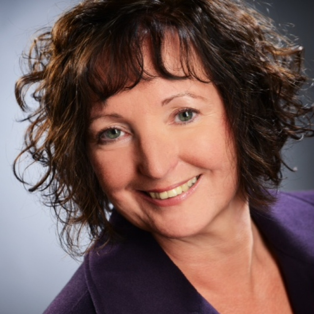 Jennifer Loos's Instagram, Twitter & Facebook on IDCrawl