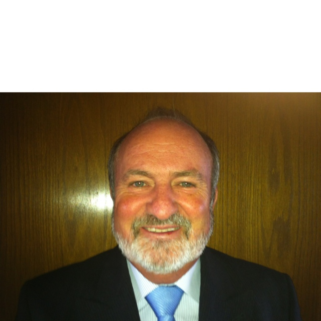 Thomas Wolf: Educational background and professional experience | XING