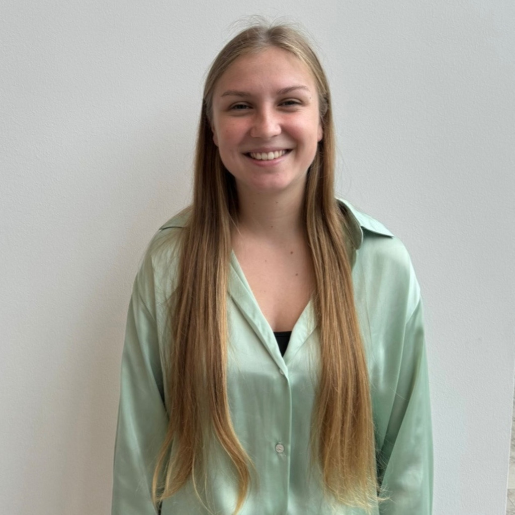 Luisa Sinning - Ausbildung zur Kauffrau im Gesundheitswesen - opta data ...