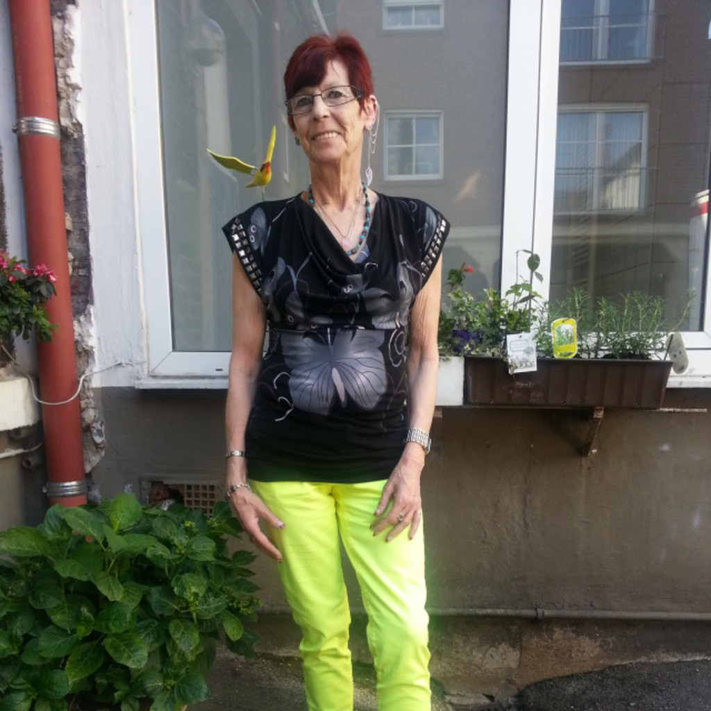 Anna Schiffer - Social-Media-Marketing - www.hammerschmidt-werbung.de ...