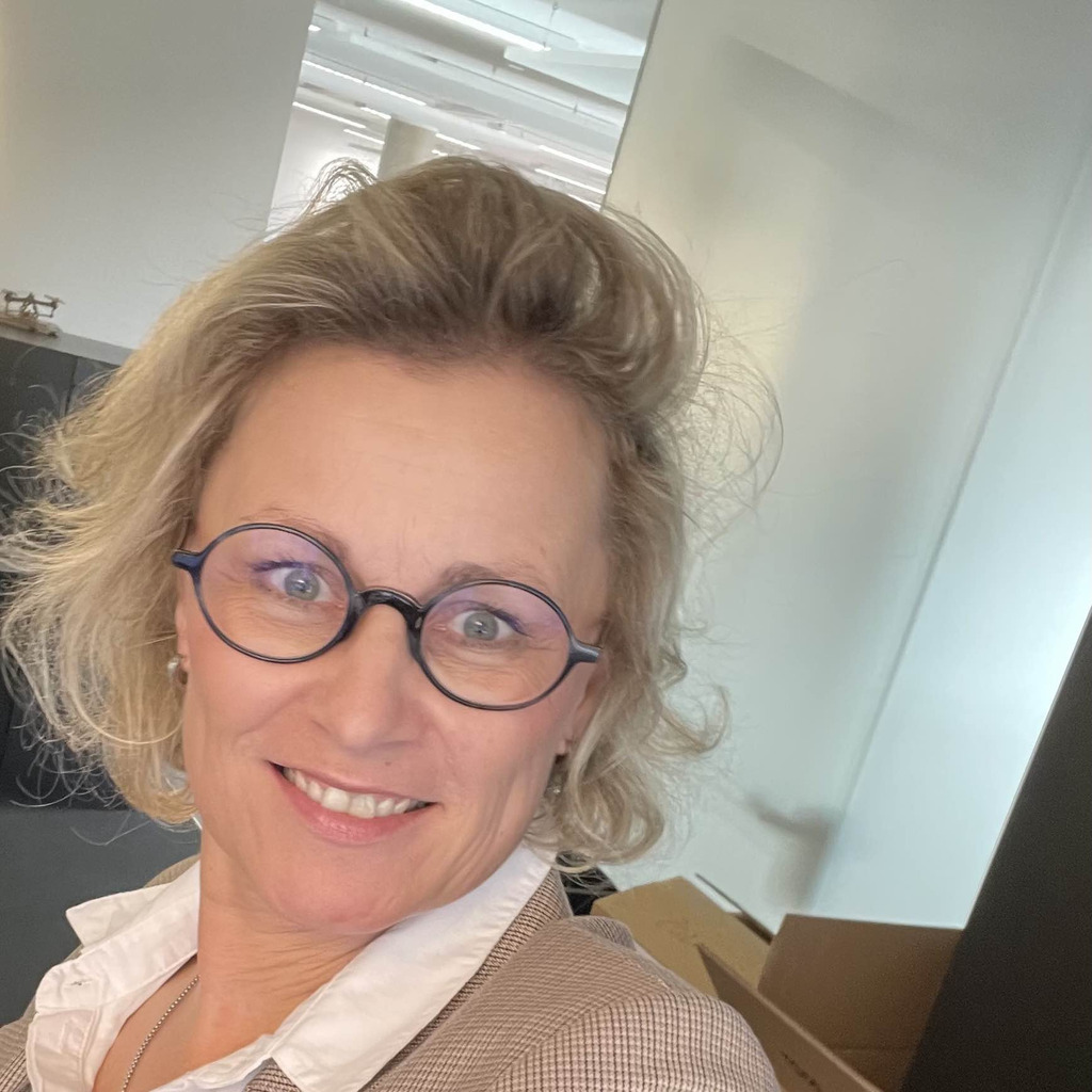 Alexandra Neuhaus - Kaufmännische Sachbearbeiterin - OAS AG | XING