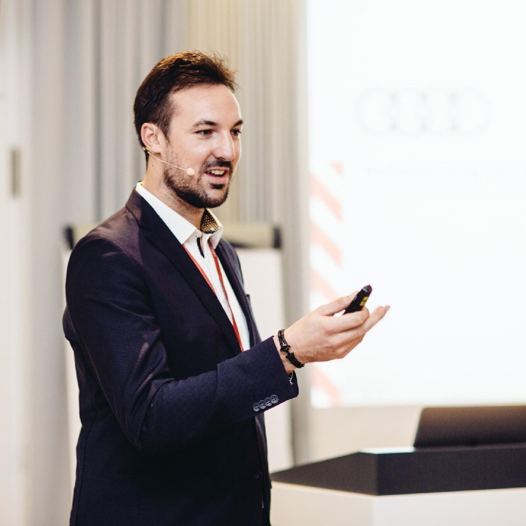 Dr. Thomas Fuchs - Compliance Officer - Robert Bosch Manufacturing ...