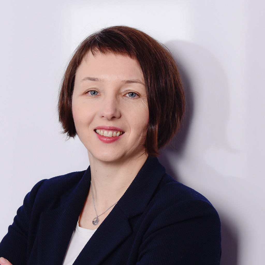 Dr. Monika Hellmeyer - Referatsleitung Zentrale Finanzstrategien und ...