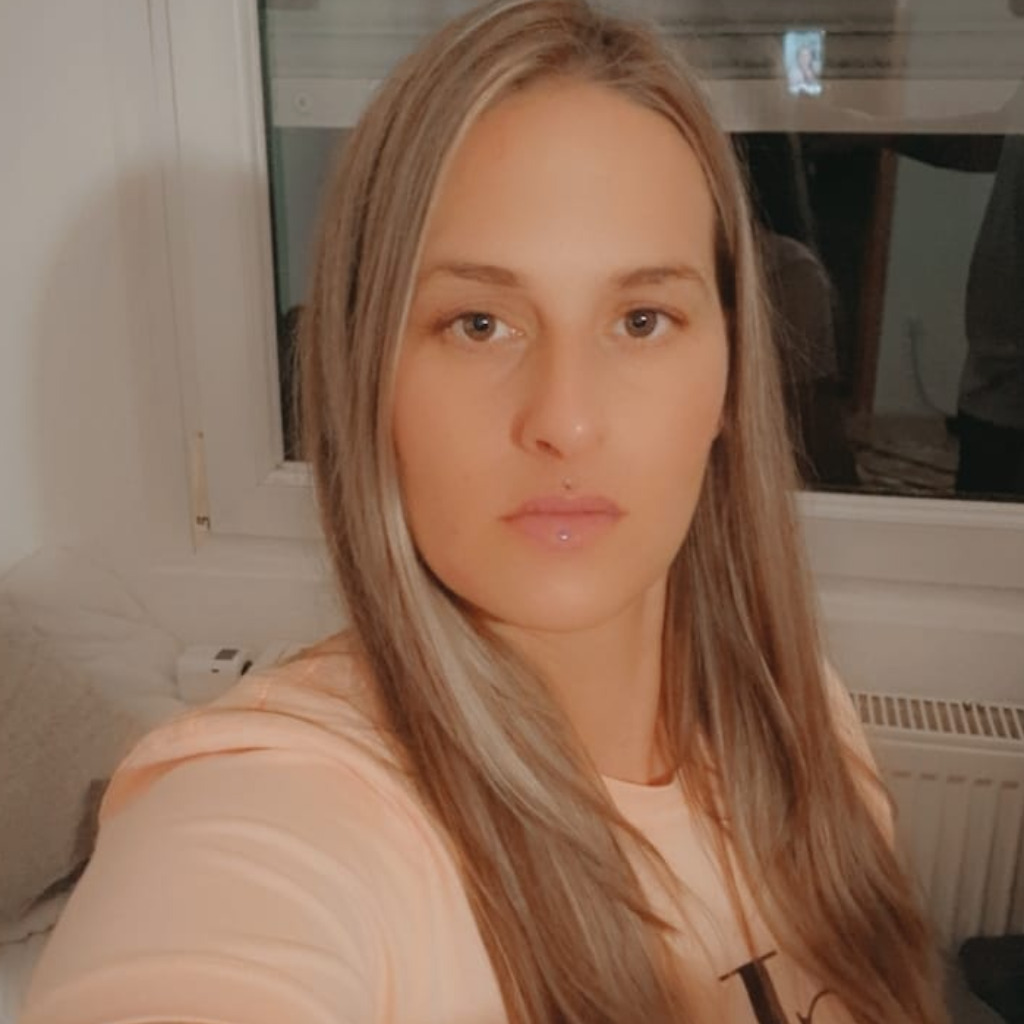 Virginia lee Schmitt - Gebäudereinigerin - Gebäudereinigung Firma füger ...