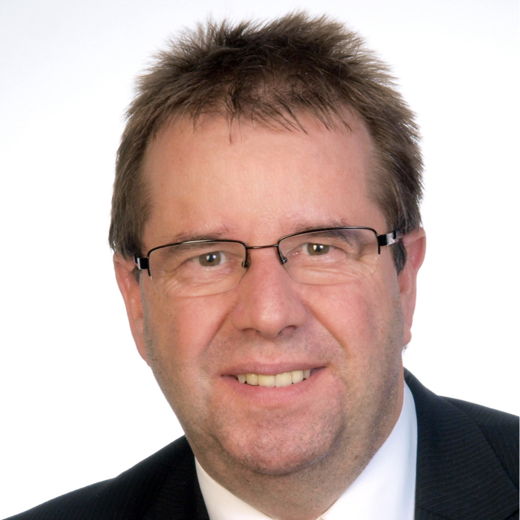 Thomas Schneider - Leiter konzerntreasury - Ohne Namen | XING