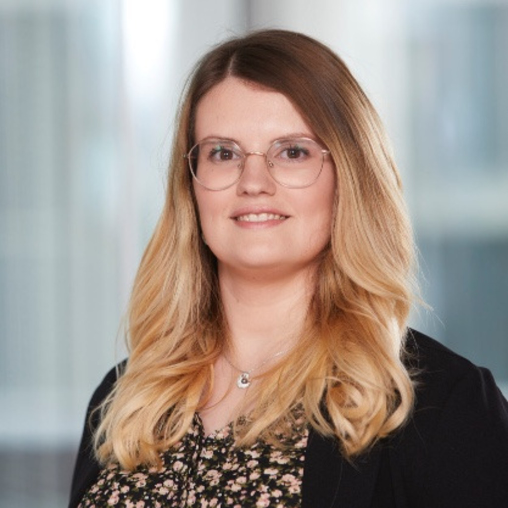 Jennifer Sasse's Instagram, Twitter & Facebook on IDCrawl