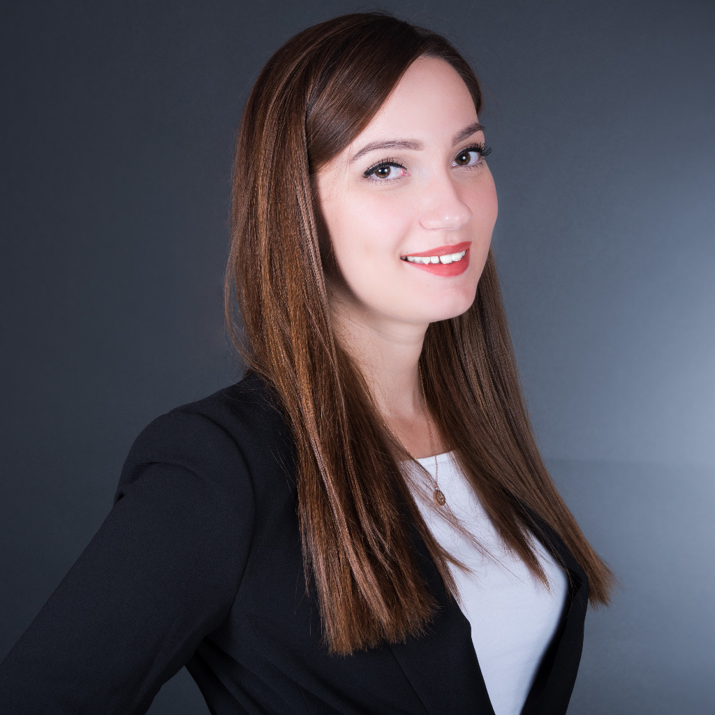 Maria-Sofia Nikou - Eventmanagerin - DekaBank Deutsche Girozentrale | XING