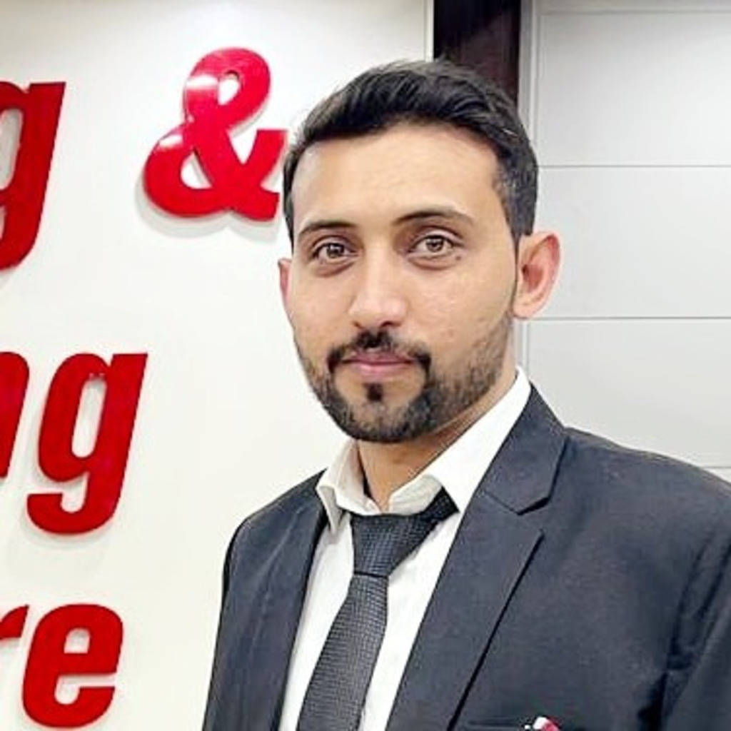 Shehriyar Khan - Laboratory Technician - no work | XING