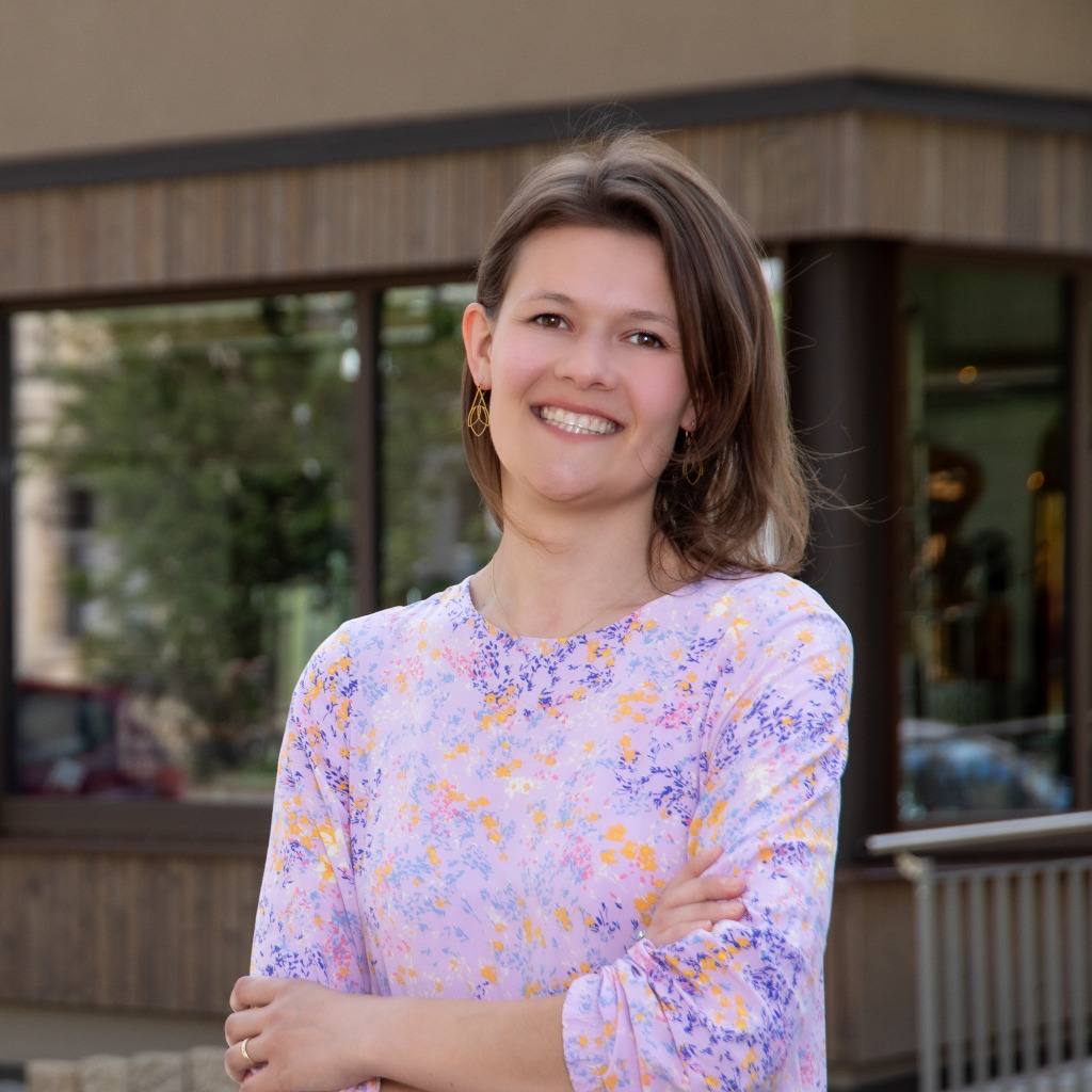 Anna Heß - Gründerin und Inhaberin - das.herzstück Schaubrennerei ...