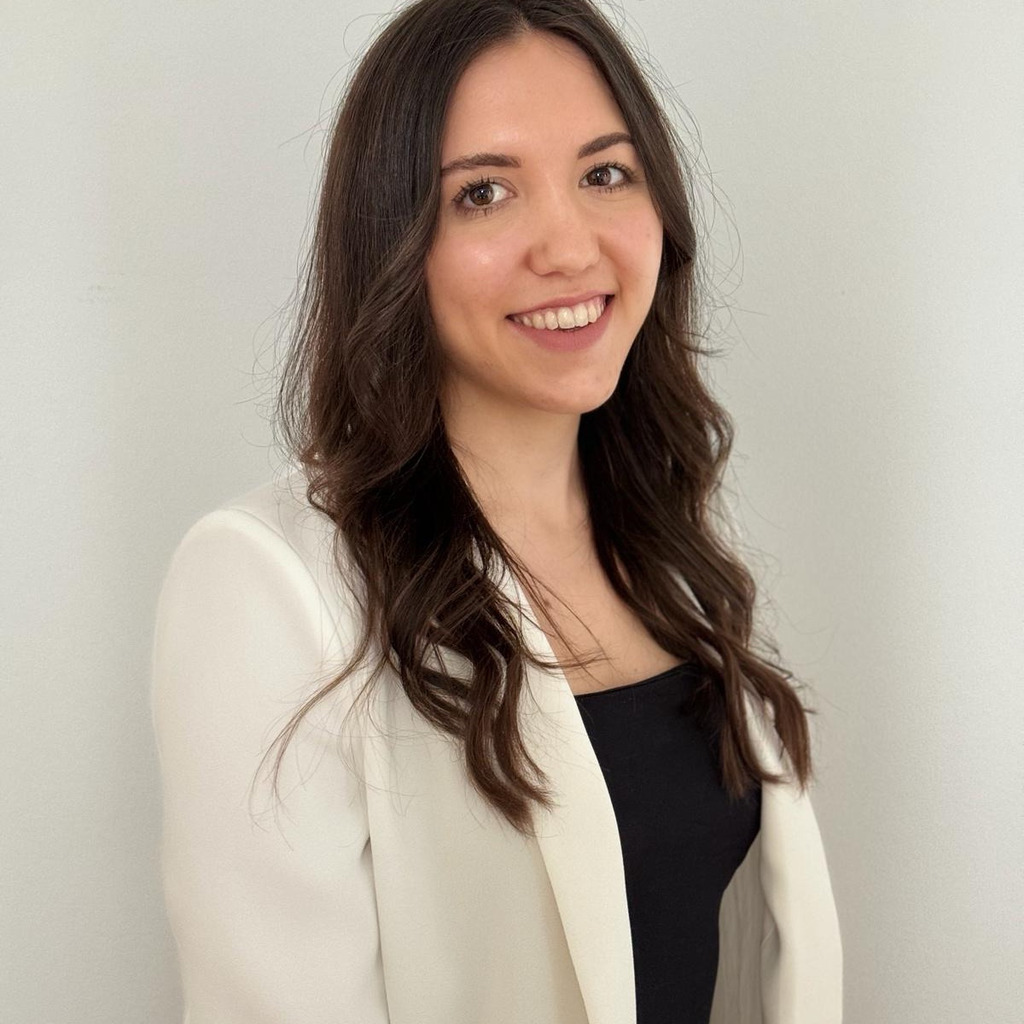 Jessica Reitz - Immobilienmanagement and Facilities Management ...