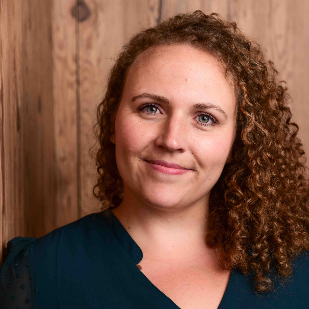 Laura Engel - Koordinatorin für klinische Studien am Hauttumorzentrum ...