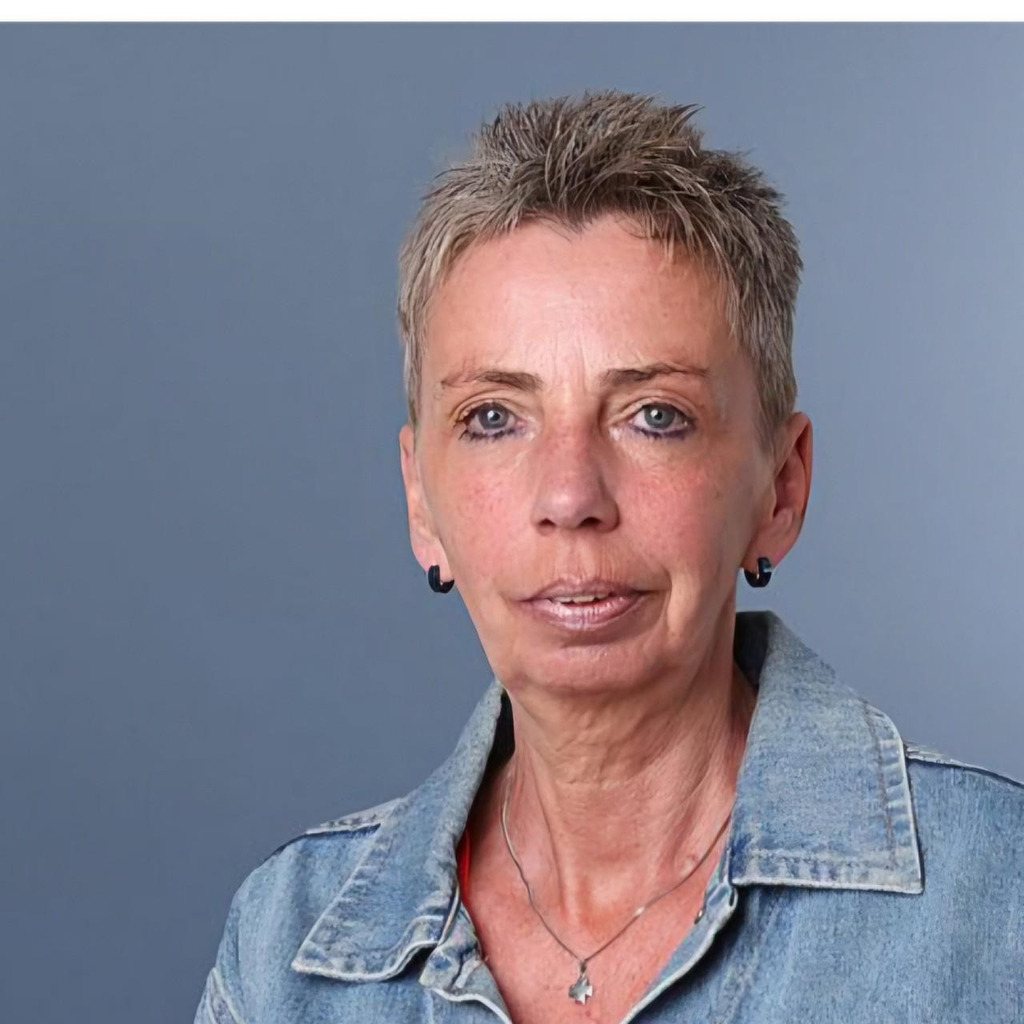 Nicole Mink - Leitung Patientenmanagement und Rezeption - SHG Kliniken ...