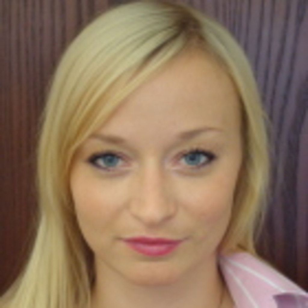 Anne Lueth - Manager/ dipl. (ITM) TEP - HSBC Trustee (Singapore ...