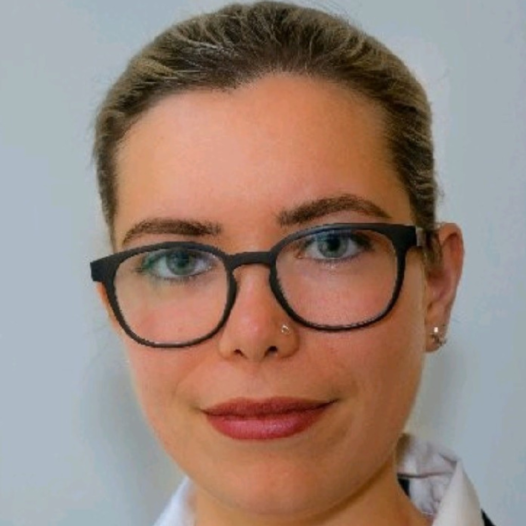 Birgit Hoffmann - Key-Account-Managerin - DVAG Vermögensberatung | XING