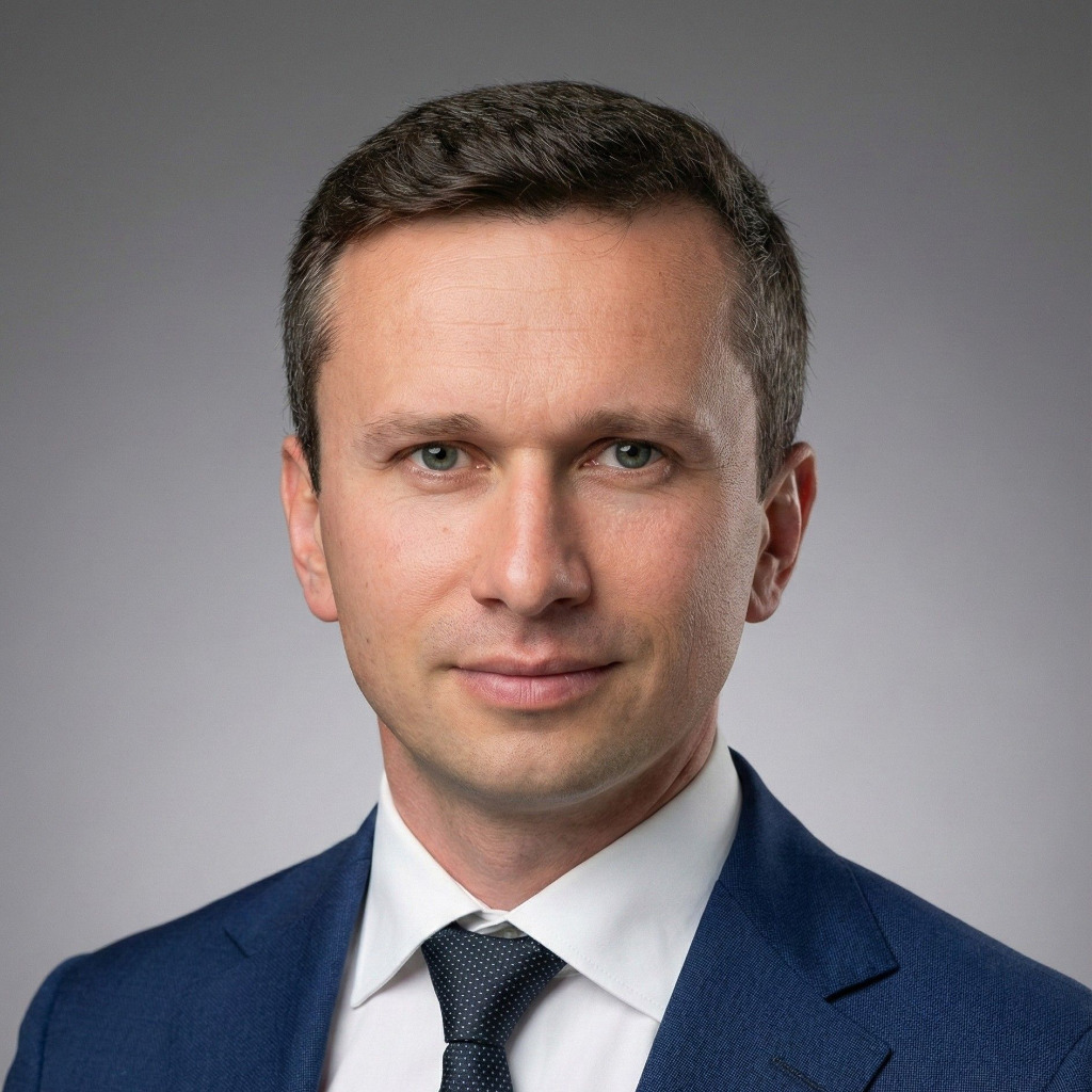 Igor Nechaev - COO/ Gesamtprokura - Huber Präzisionstechnik GmbH | XING
