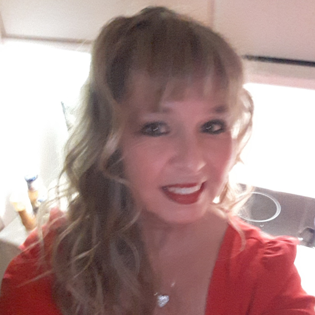 Erika Behrens - Bürokauffrau/Schiffsbuchhaltung - Ernst Russ Maritime ...