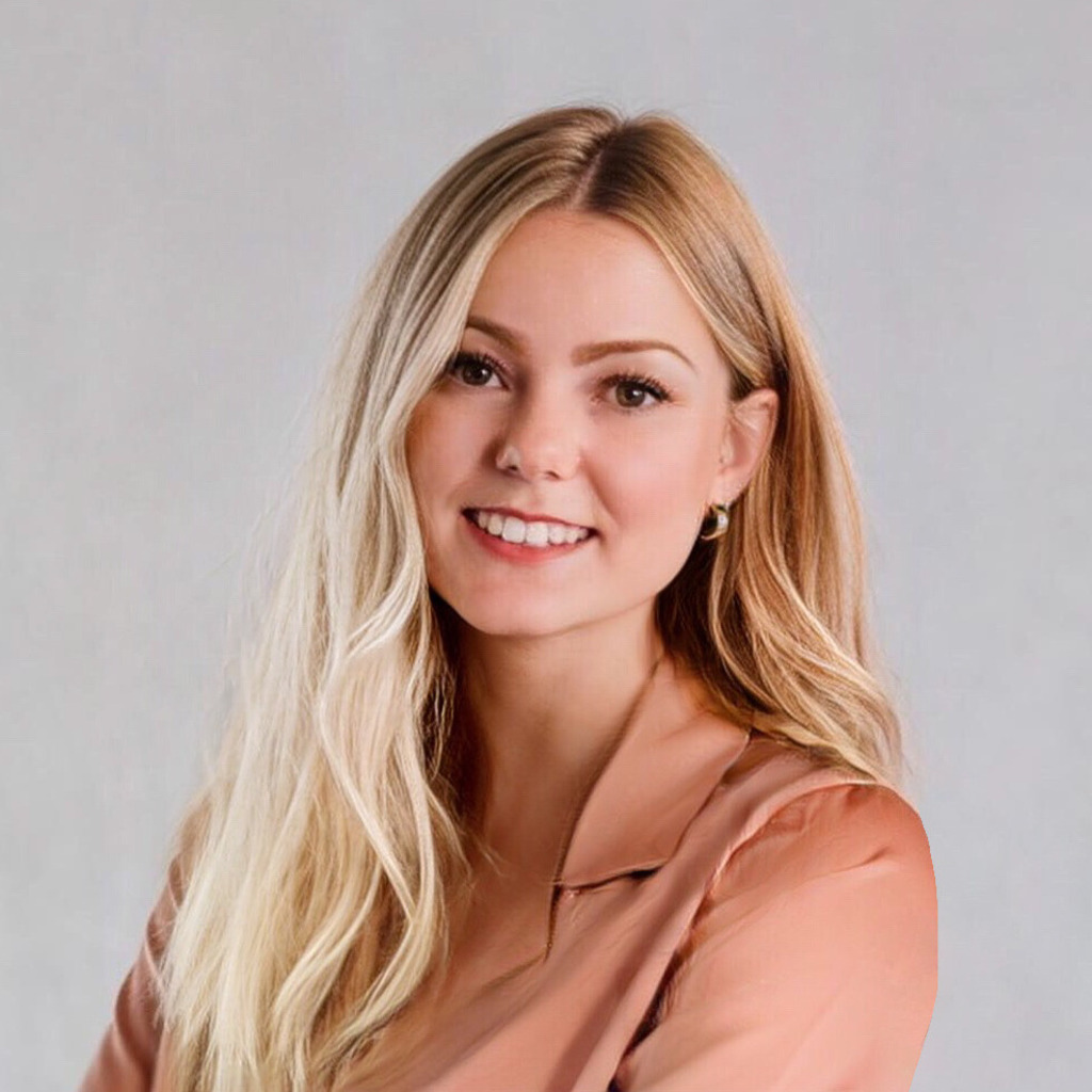 Anna-Maria Straub - Social Brand Manager & Designer - kreativbox | XING