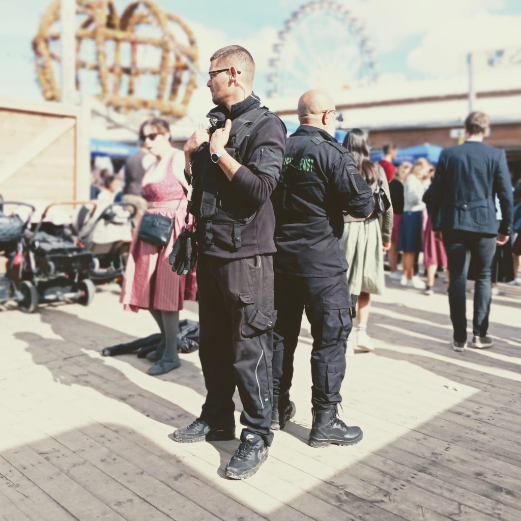 Robert Janitschke - Bereichsleiter - Transport and Security Management ...