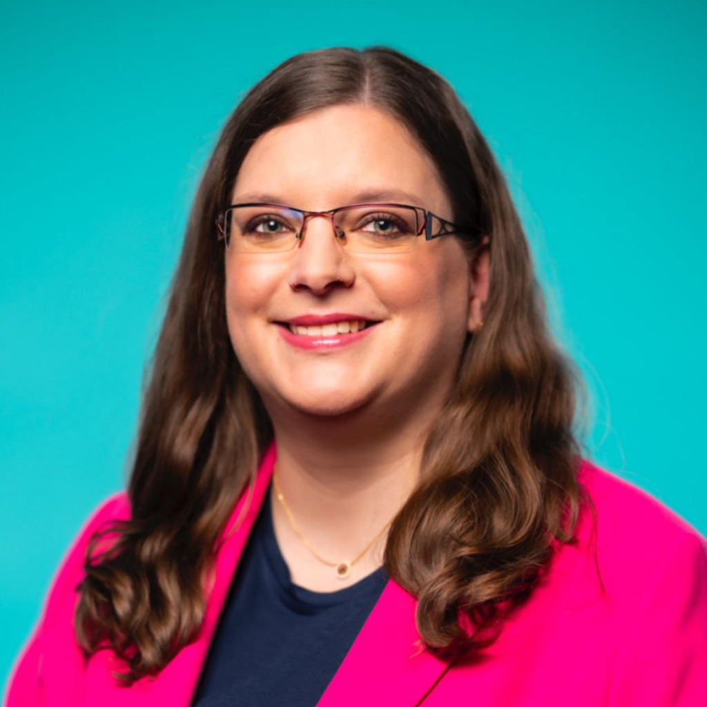 Jessica Fuchs - Steuerjuristin - AMANA treuhand GmbH WPG StBG | XING