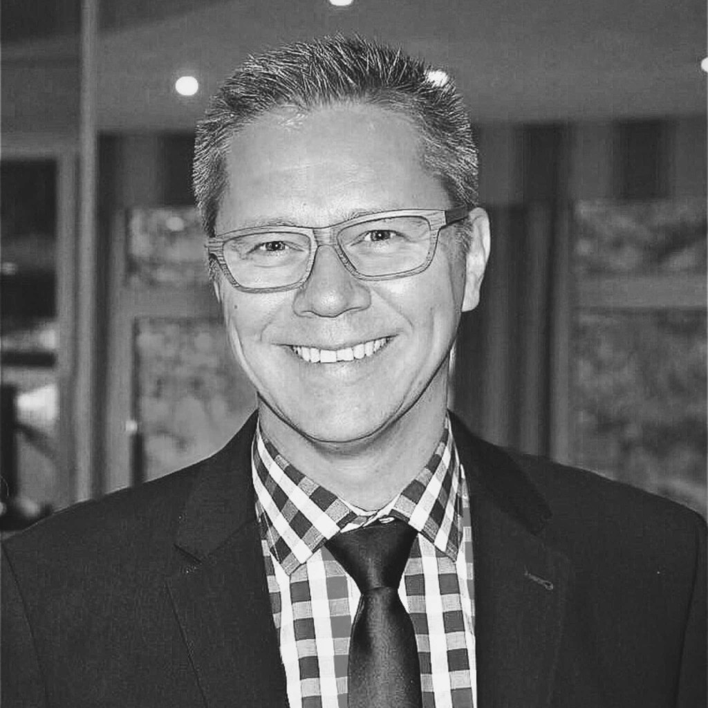 Dipl.-Ing. Thomas Neumann - Fachbereich Managementsysteme Bus ...