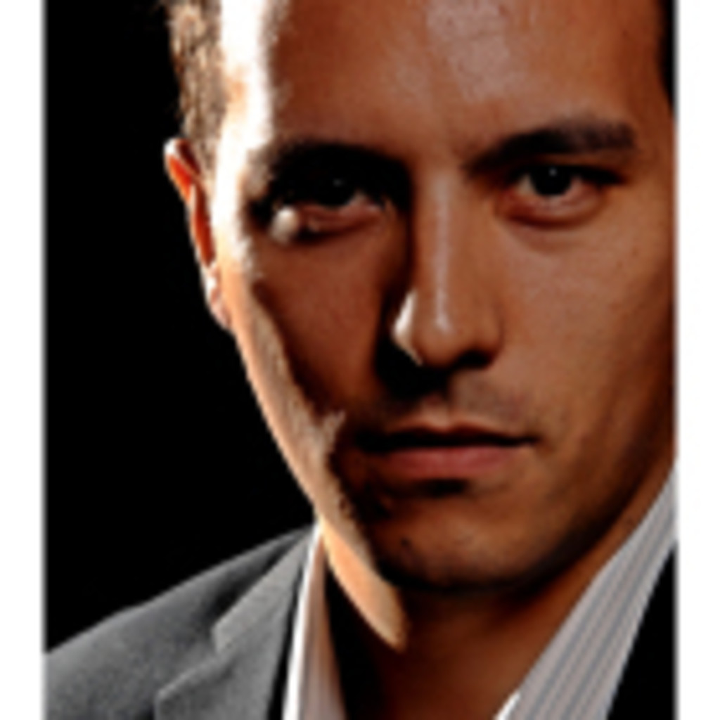 Sebastian Ang - Director - roomsDB.net pte. ltd. | XING