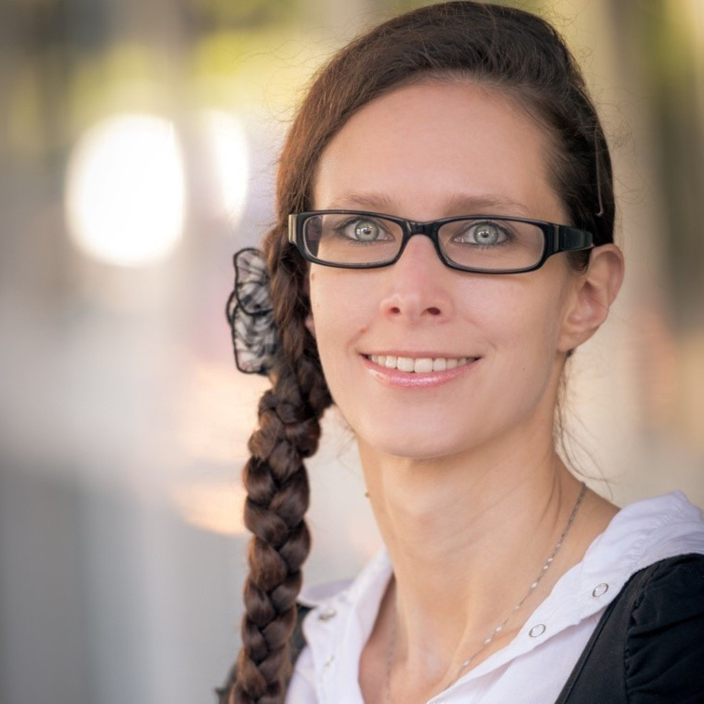 Laura Ruff - Umschulung zur Industriekauffrau - Berufsförderungswerk ...