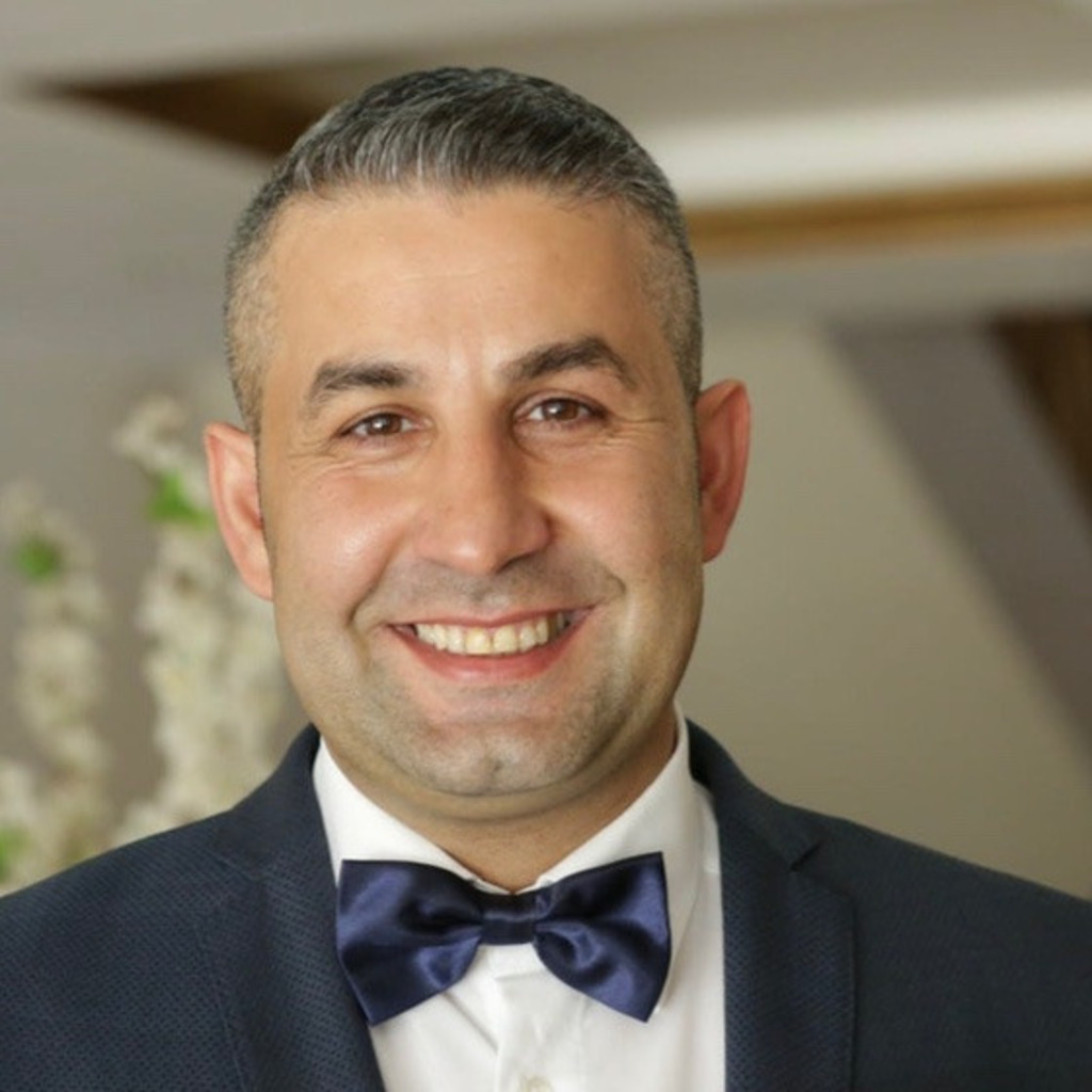 Wael Mahmoud - Kundenberater - Handwerkskammer zu Köln | XING