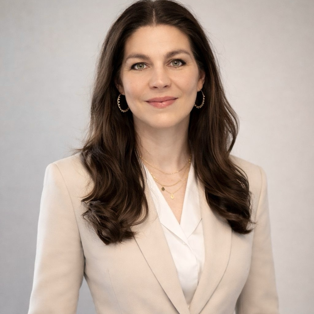 Anja Becker - Price Controller / Business Analyst - Marketing - Treofan ...