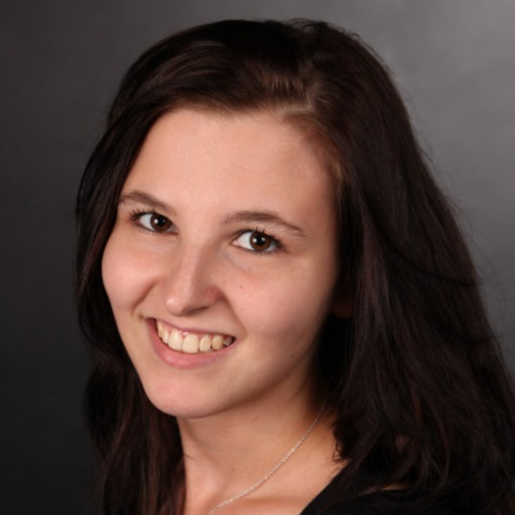 Annika Herr - Verkäuferin im Einzelhandel - KiK Textilien und Non-Food ...