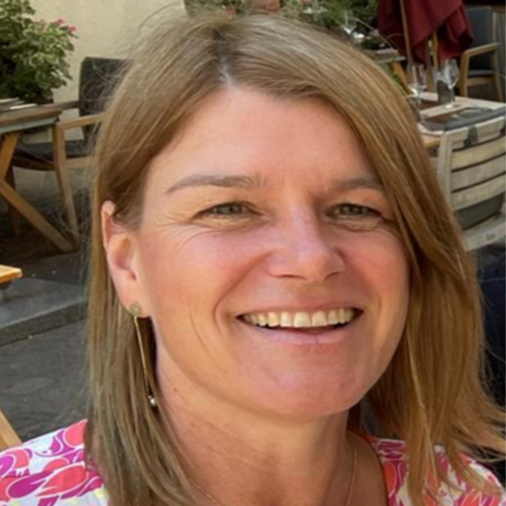 Daniela Raab - Senior Revisorin Handel - BayernLB | XING