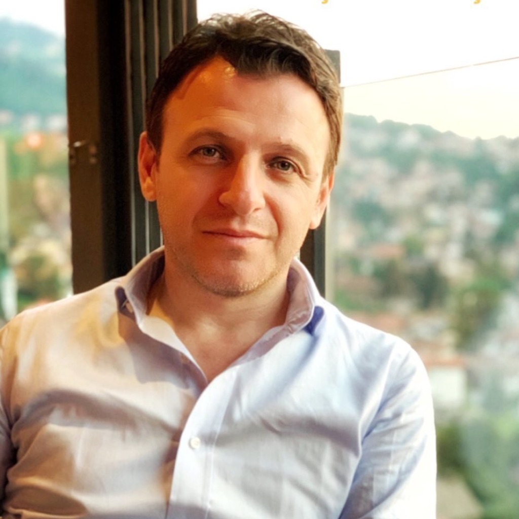 Dionicio Hernandez - Financial Analyst - Interradian | XING