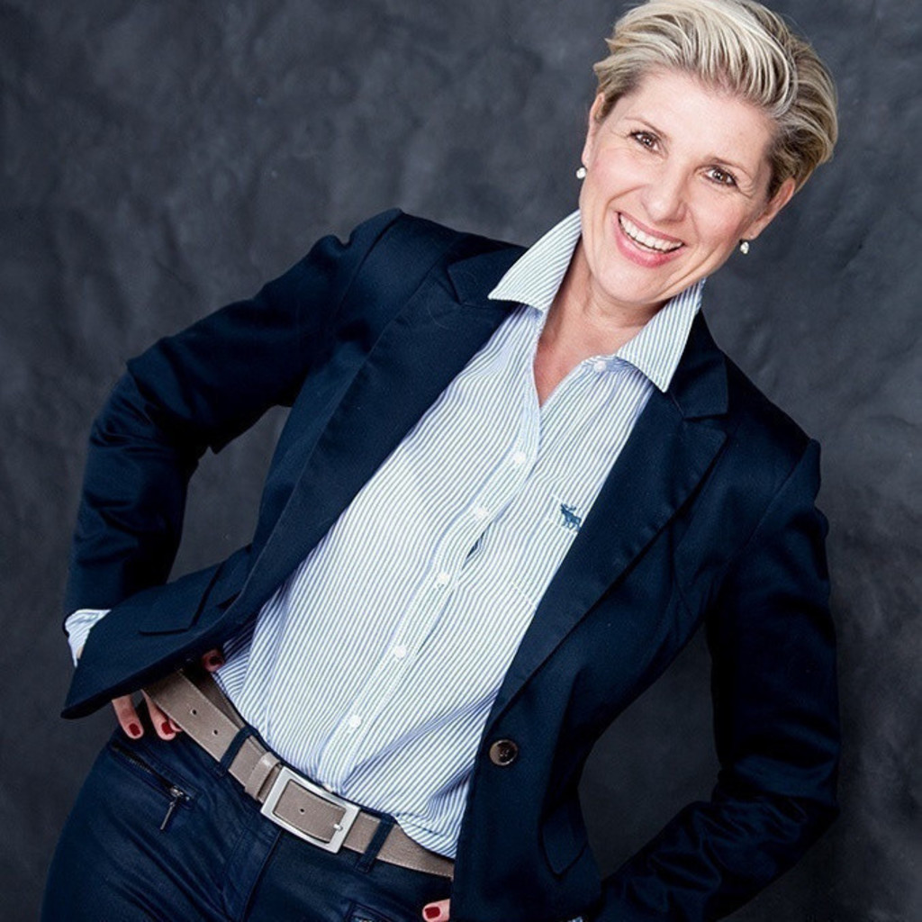 Christina Wolf - Inhaberin - WOLF Personal-Management e.K. | XING