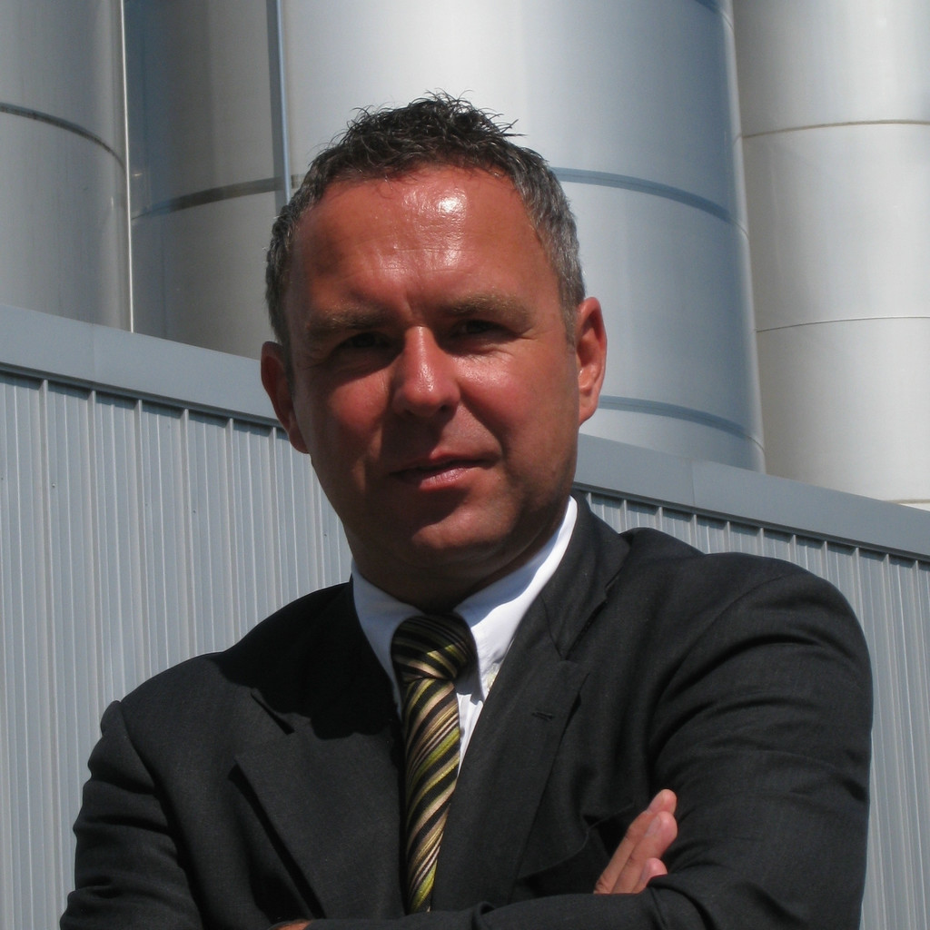 Dr. Hans Besner - Bereichsleiter Technologie, Applikation, Forschung ...