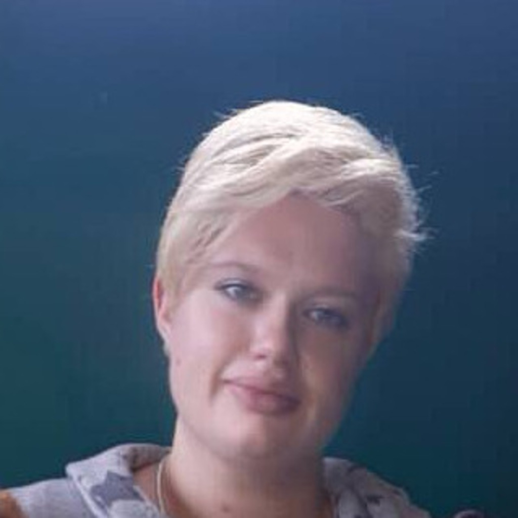 Désirée Sachser - Fahrerin - Wirth Kleintransporte | XING