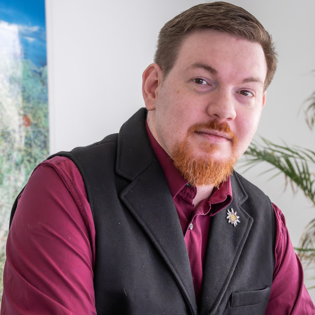 Christopher Neubauer's Instagram, Twitter & Facebook on IDCrawl