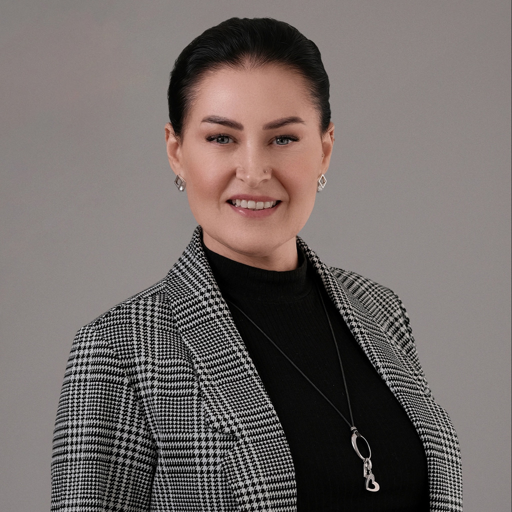 Selda Ikonomou - Hausleitung - MST | XING