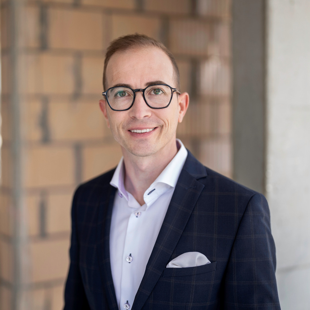 Stephan Naef - Inhaber/Geschäftsführer - N2H Finanzierungen AG | XING