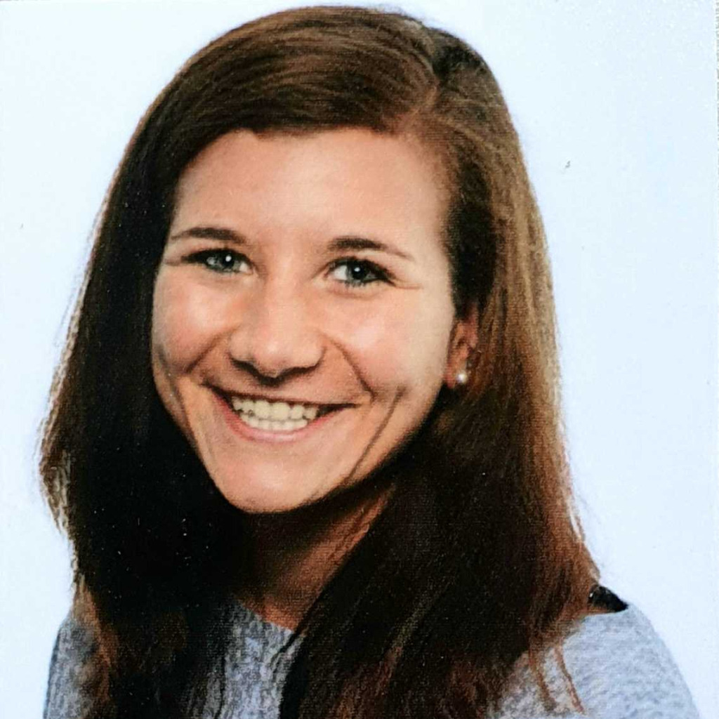 Nicole Amann - Kommunikation und Projektmanagement - cyberLAGO e.V ...