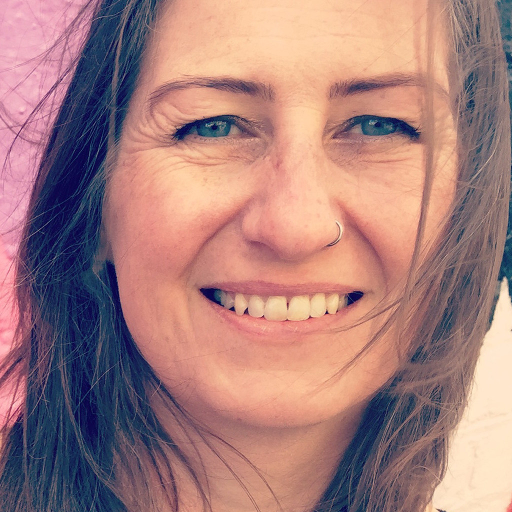 Rhian Lewis - Consultant Test Automation Engineer - Salvia Media ...