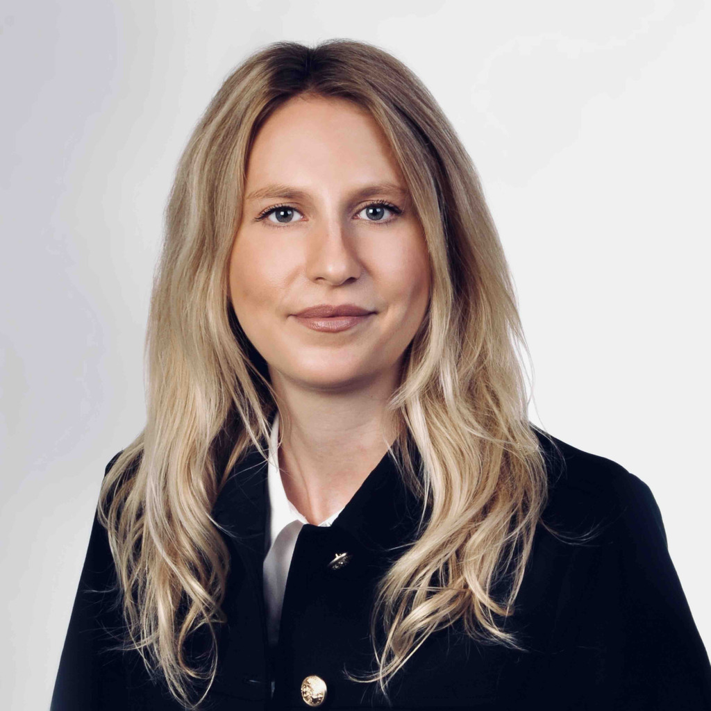 Stephanie Recker - Client Development & Marketing Manager Germany ...