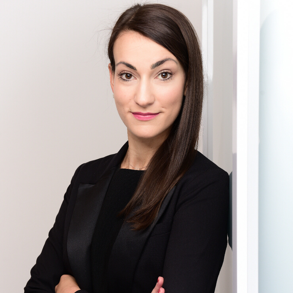 Julia Schubert - International Marketing Manager - VIP Coatings | XING