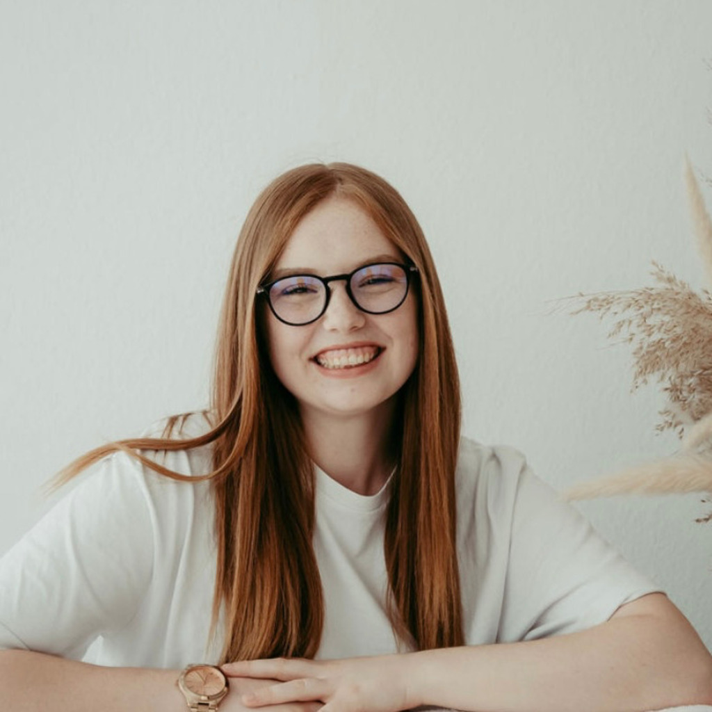 Michelle Metzler - Auszubildende als bürokauffrau - VIDACTA Schulen ...