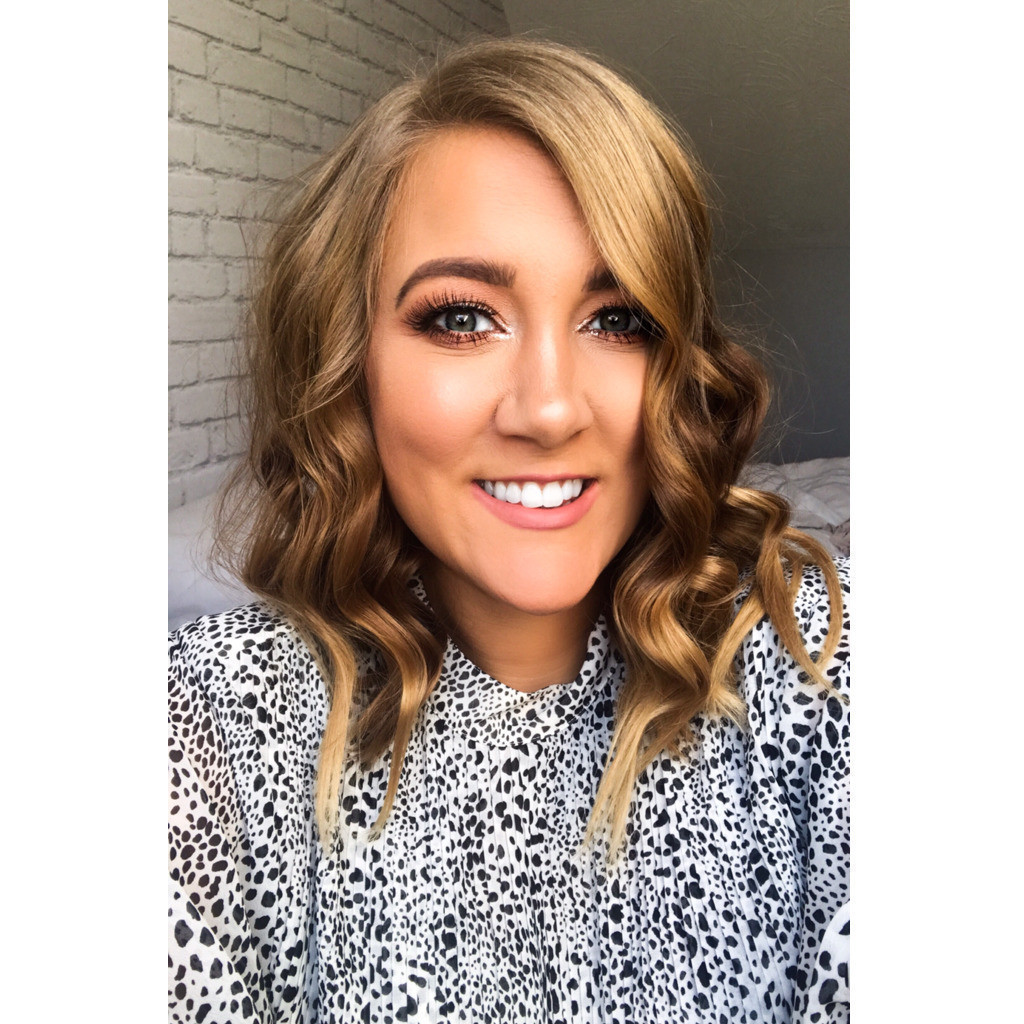 Lucy Irving's Instagram, Twitter & Facebook on IDCrawl